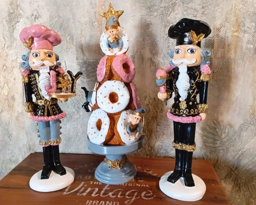Nutcracker Statue,vintage Style Christmas Decor,christmas Gift,donut ...