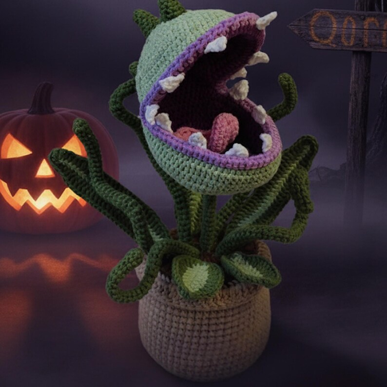 Crochet Venus Flytrap Plush: Handmade Carnivorous Plant Toy - Etsy