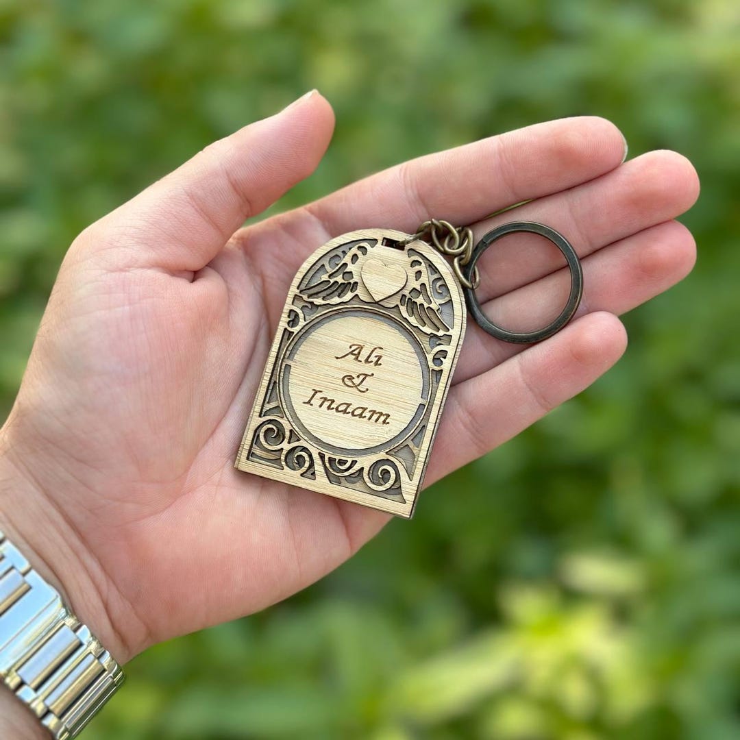 Custom Keychain Bamboo Wood Favors - Custom Engraved Wedding Keepsake ...