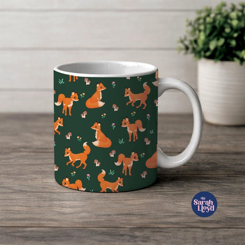 Woodland Fox Seamless Pattern, Hand-drawn Foxes, Toadstools, Floral ...