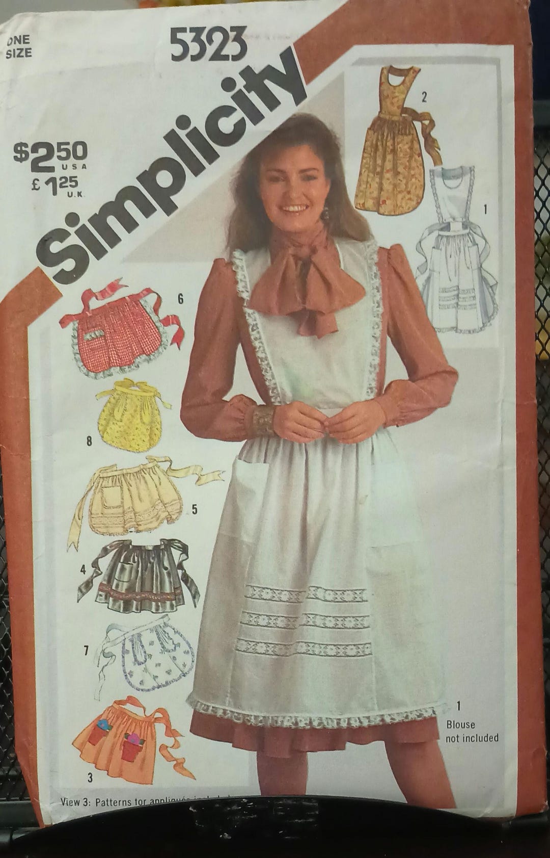 Simplicity 5323 Full and Half Apron Pattern 8 Styles W Applique ...