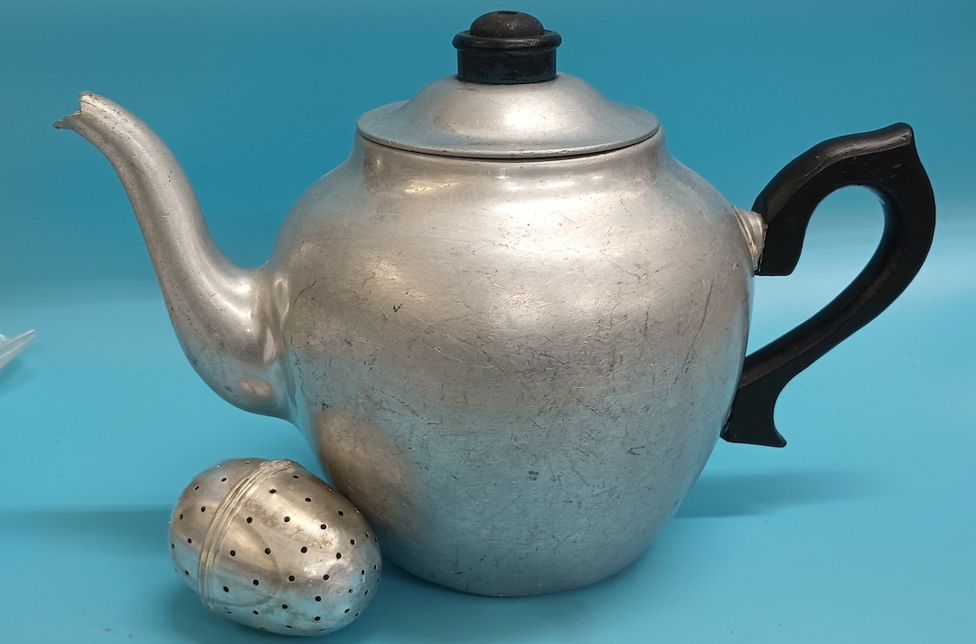 Wear-ever Aluminum 6 Cup Teapot W Lid & Wood Handle, Tea Ball #E2272 - Etsy