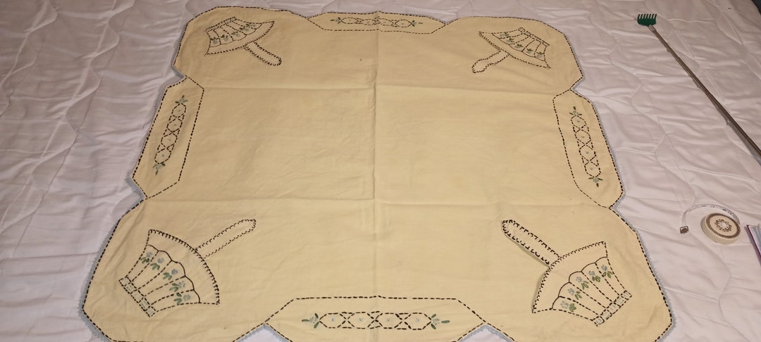 Tablecloth for Card or Bridge Table Yellow W Basket Pockets #E1769 - Etsy