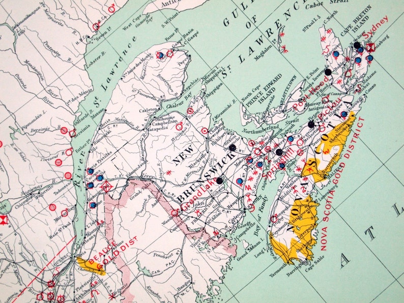 1915 Antique Minerals Map of Canada East Sheet Large - Etsy