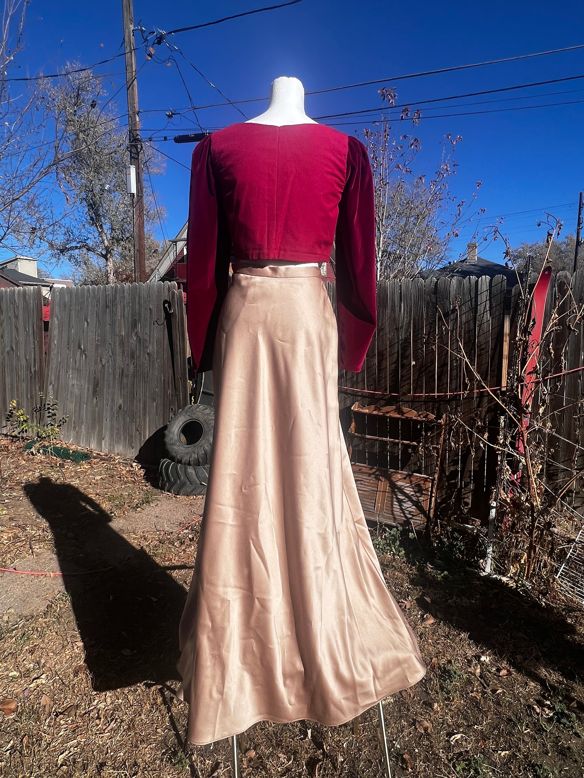 Renaissance Style Maroon Velvet Long Sleeve Corset Medieval Prairie ...