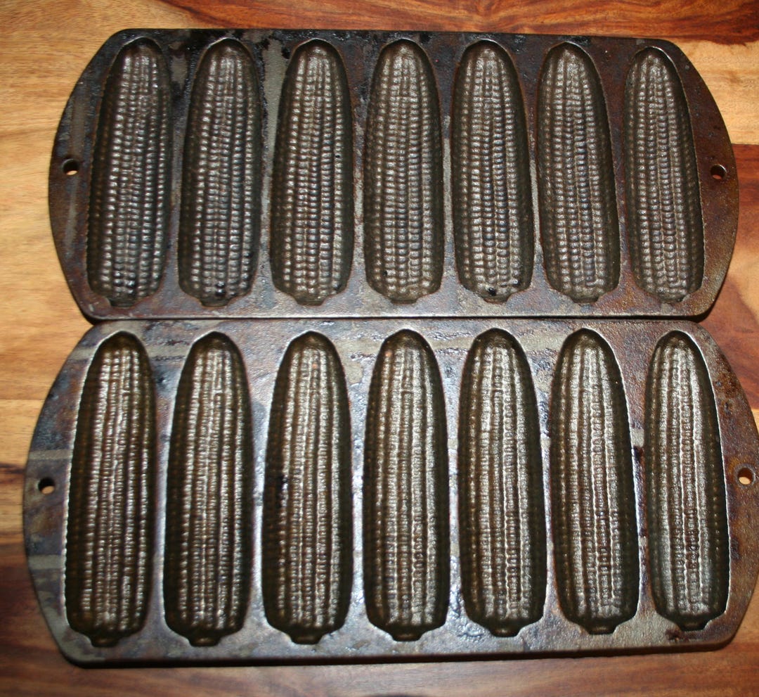 2 Lodge Cast Iron Cornbread Corn Cob Muffin Pans 7 Corn Ear Vintage ...