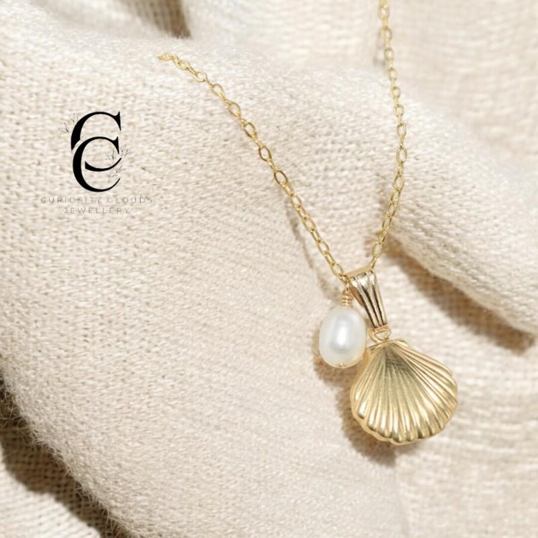 14K Gold Seashell and Pearl Necklace, Seashell Charm Necklace, Pearl ...