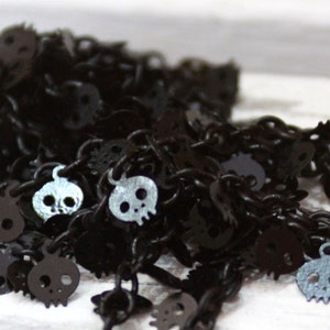The Cute Black Skull Charm Chain - Etsy