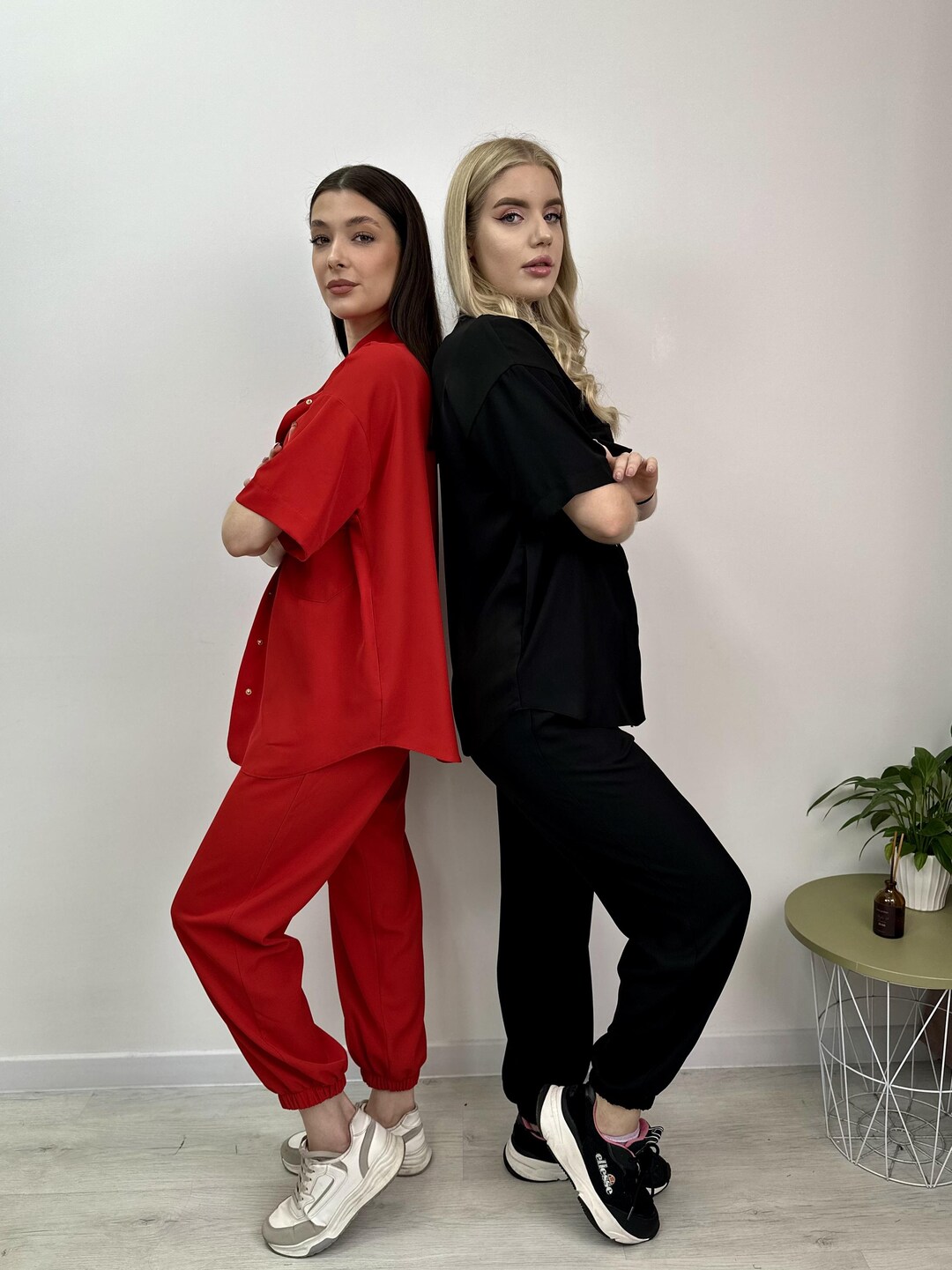 Women Barber Uniform Set, Custom Logo Shirt and Pants for Hairstylist ...