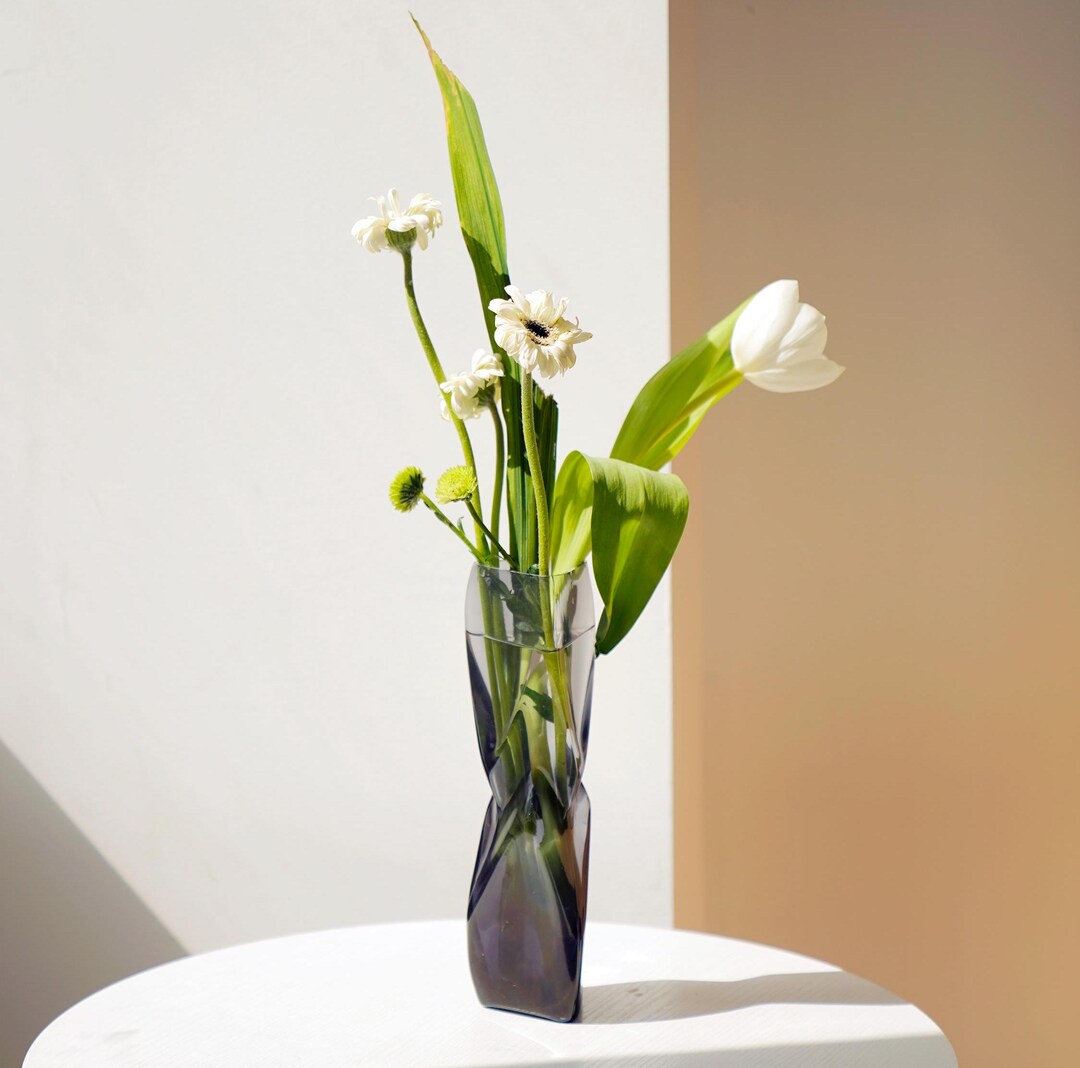 Handmade Futuristic Glass Vase - Modern Zen Decor, Geometric Flow ...