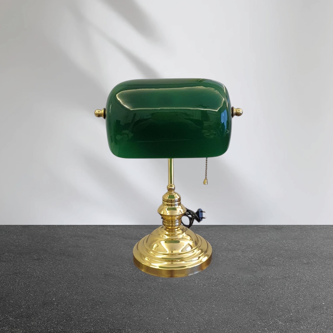 Vintage 1960s Brass Lawyer’s Lamp – Decorative Banker’s Lamp – Elegance ...