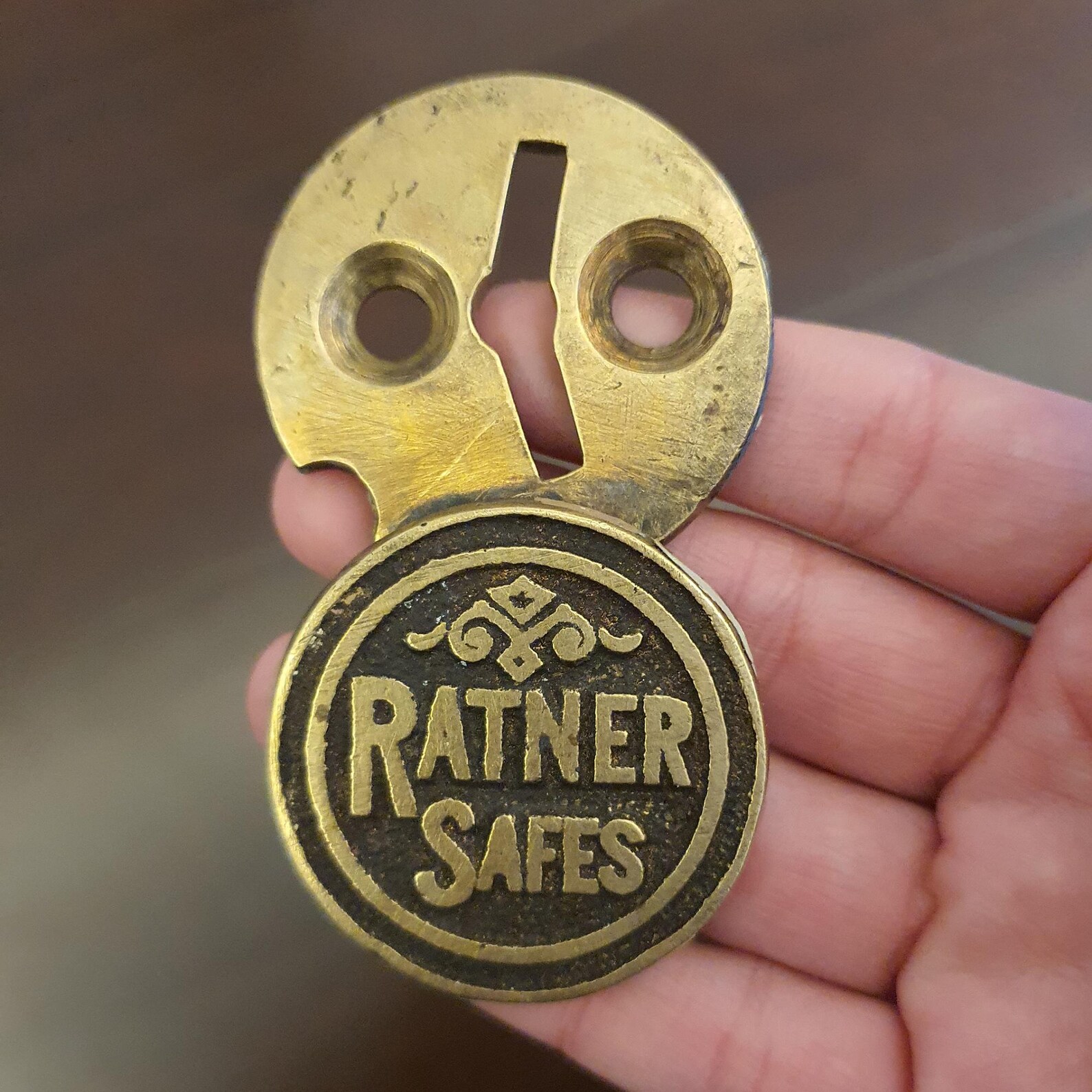Antique Brass Plaque Thief Resisting – Ratner London Banker’s Safe ...