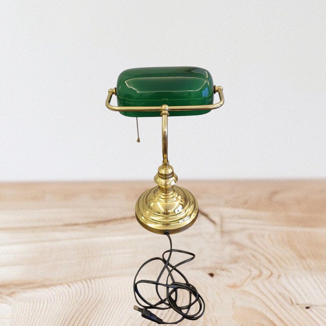 Vintage 1960s Brass Lawyer’s Lamp – Decorative Banker’s Lamp – Elegance ...