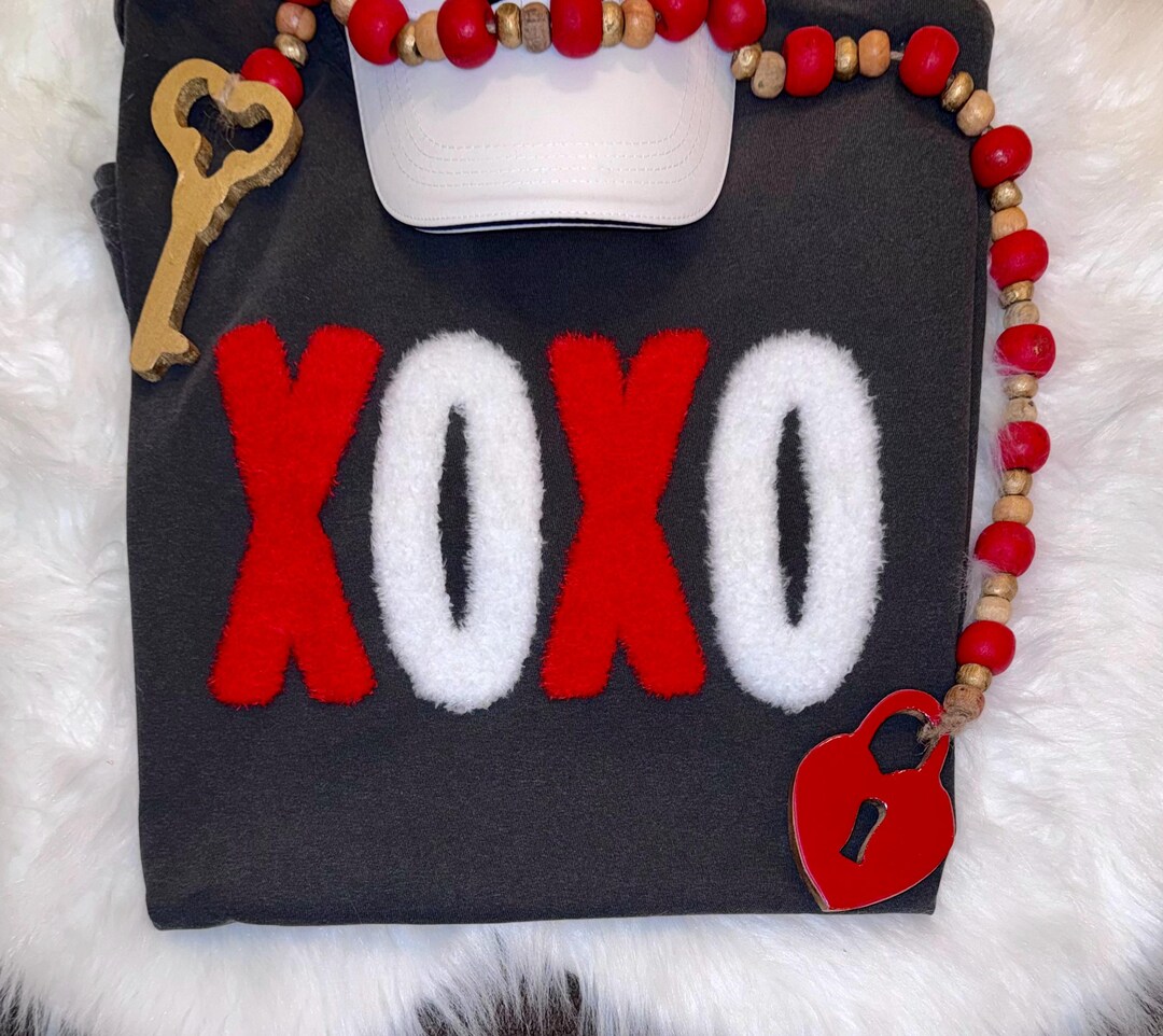 Fluffy Valentines Day Patch, DIY XOXO Red and White Patch - Etsy