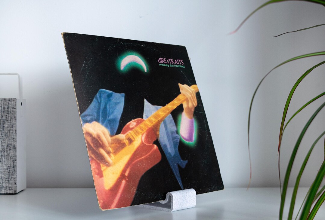 Vinyl Holder, Record Display, Now Playing Record Display Stand - 3D ...