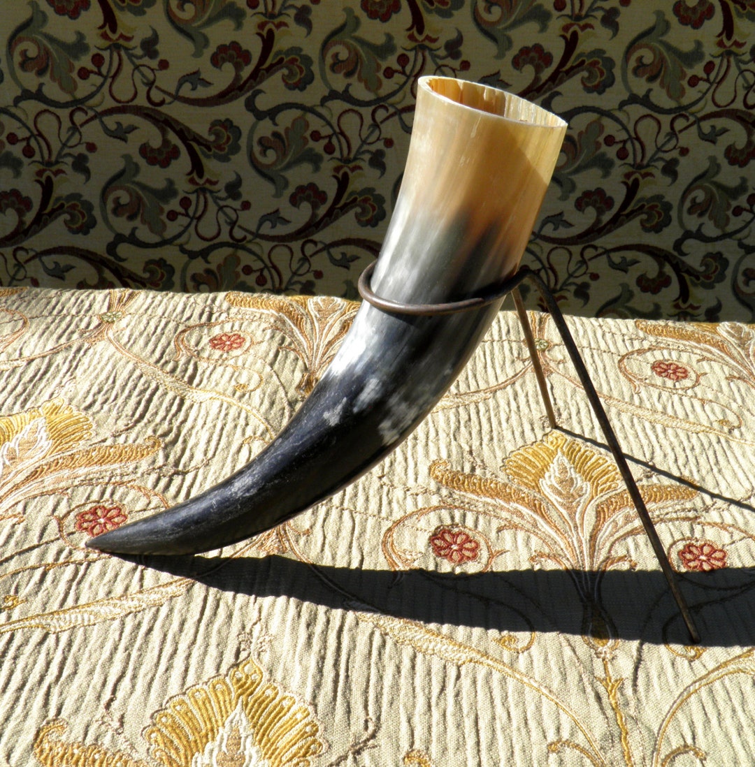 Viking Mead Drinking Horn - SCA Reenactment - LARP - Medieval ...