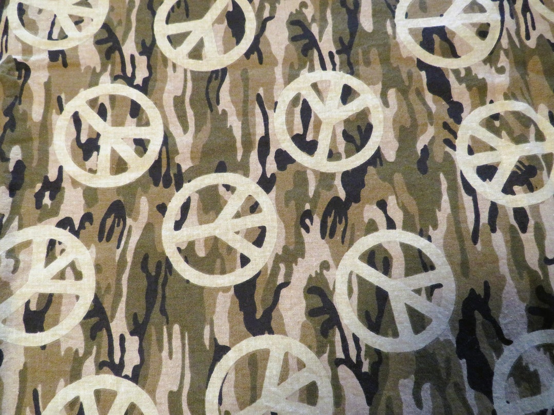 Peace Signs on Olive Drab Camo by Patty Reed. 1/2 Yard. - Etsy