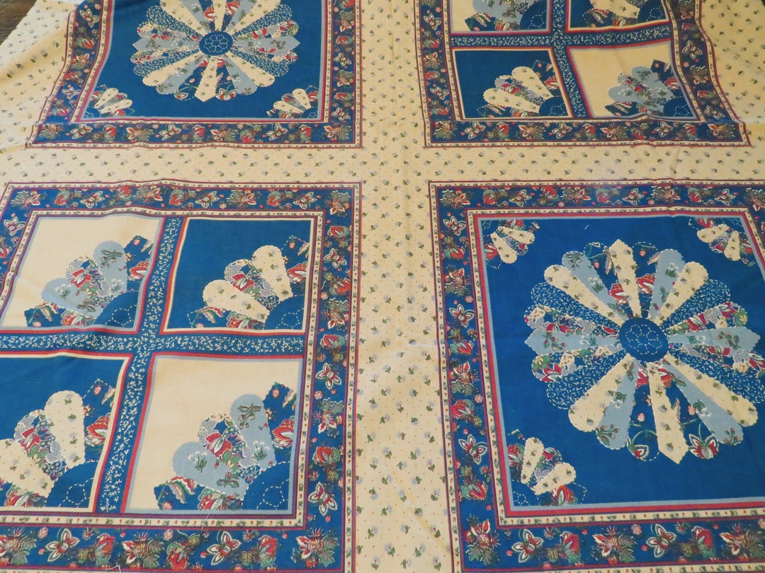 Dresden Plate Panels by Fabric Country. 17" X 44" - Etsy