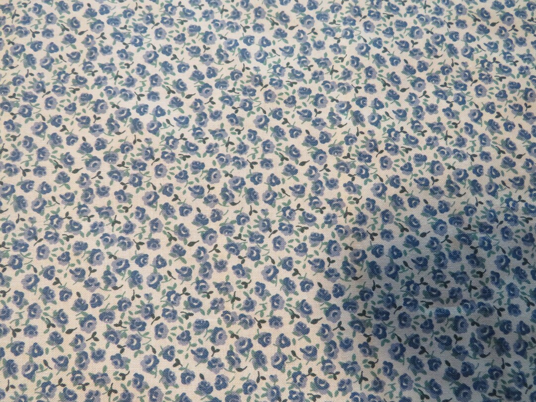 Blue and White Calico. 1/2 Yard. - Etsy