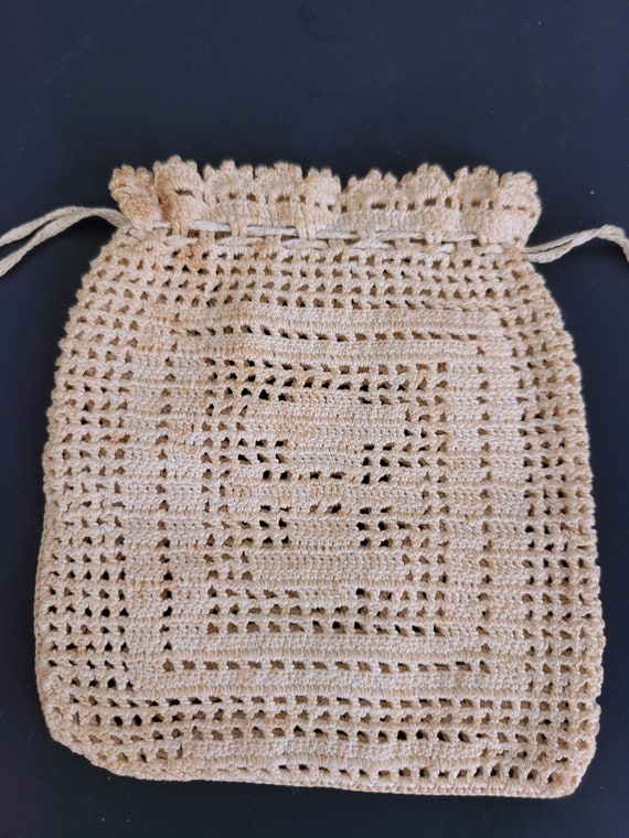 Small Vintage Filet Crochet Drawstring Bag in Ecru - … - Gem