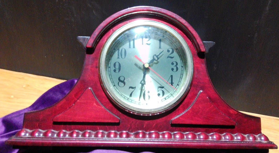 Antique Quartz Mantle Clock - Etsy