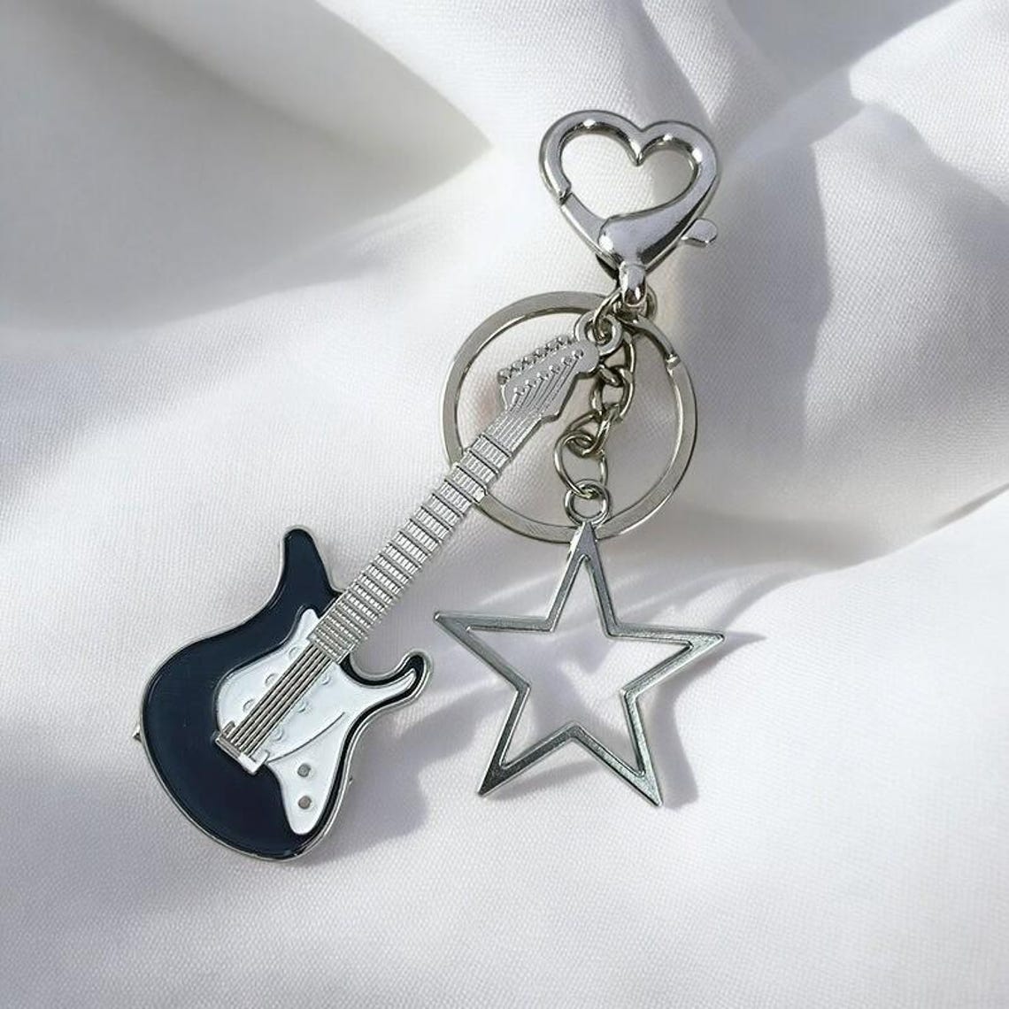 Y2K Guitar Star Keychain | Punk Rock Keychain | Unisex Keychain for Men ...