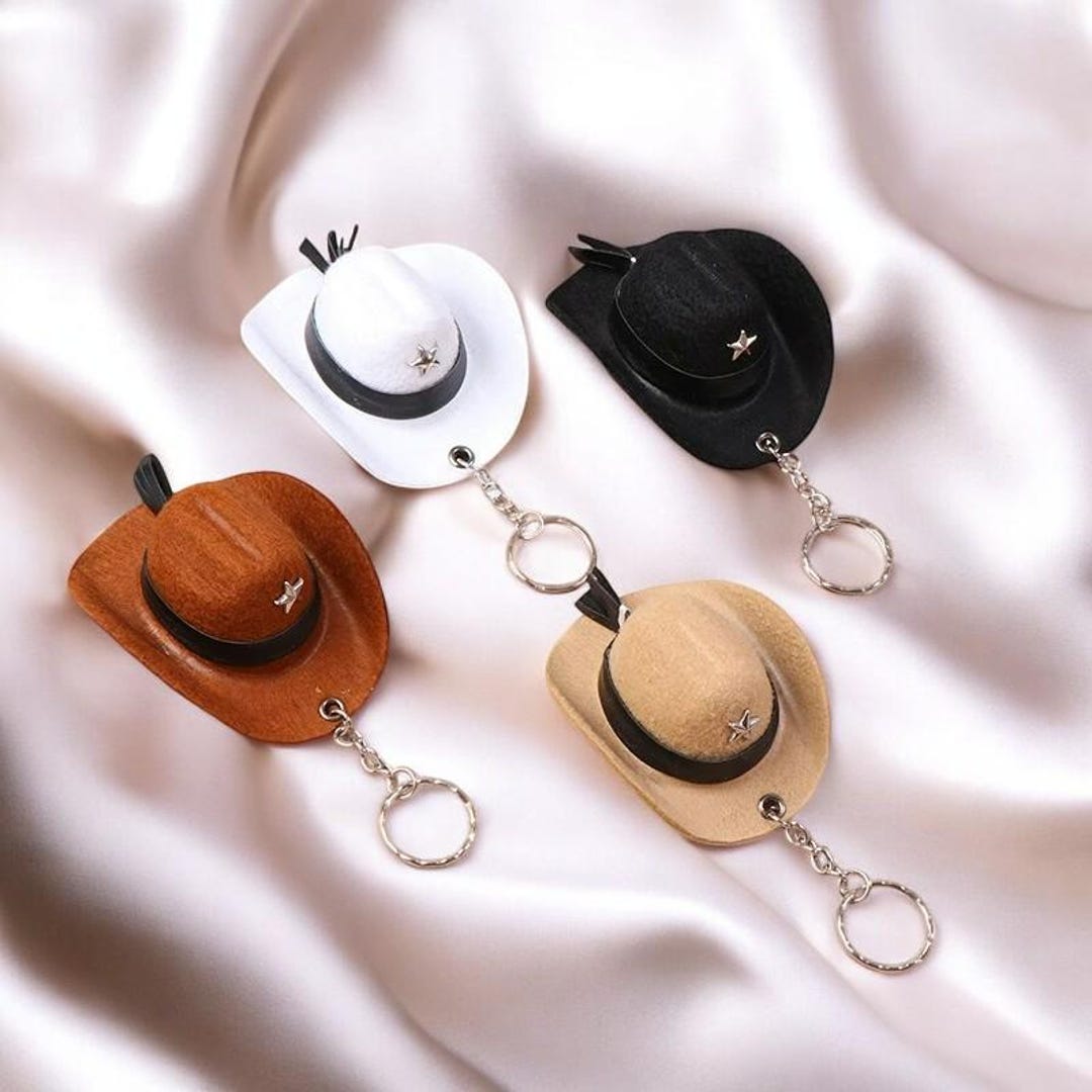 Creative Western Cowboy Hat Keychain, Portable Bag Ornament for Men ...
