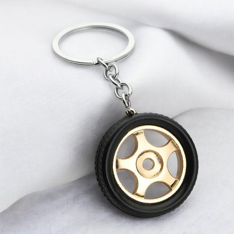 Car Tire Keychain - Rubber Tyre Auto Key Ring - Perfect Car Gift for F1 ...