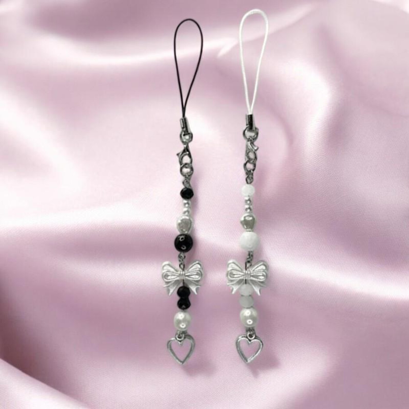 Handmade Satosugu Beaded Keychain - Y2K Style White Bow Charm, Grunge ...