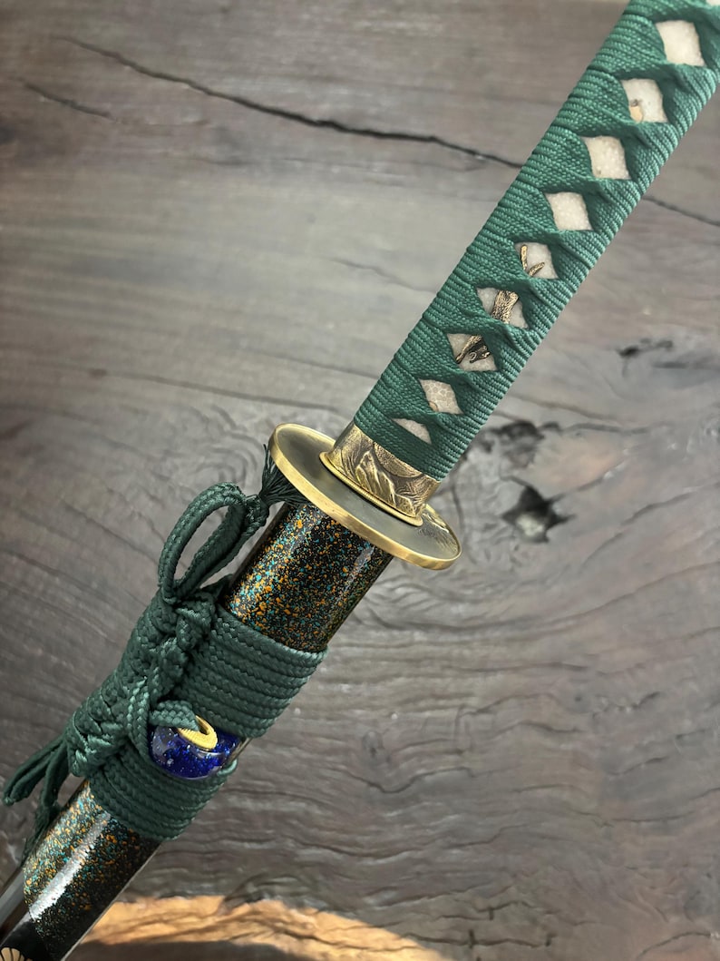 Hand-forged Japanese Katana Art Display - T10 Clay Tempered Blade, Full ...