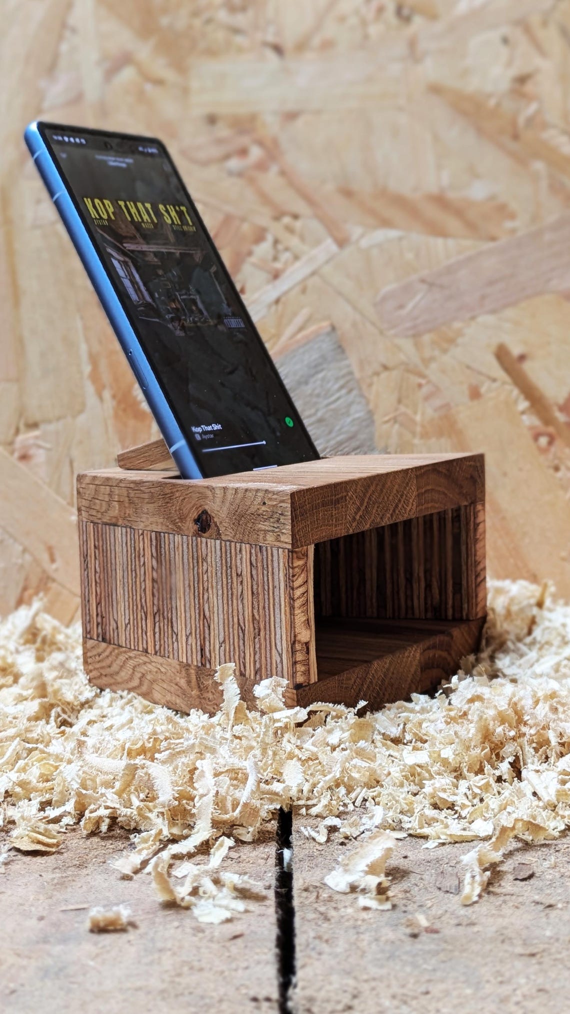 Handmade Wooden Passive Amplifier and Smartphone Stand - Oak ...