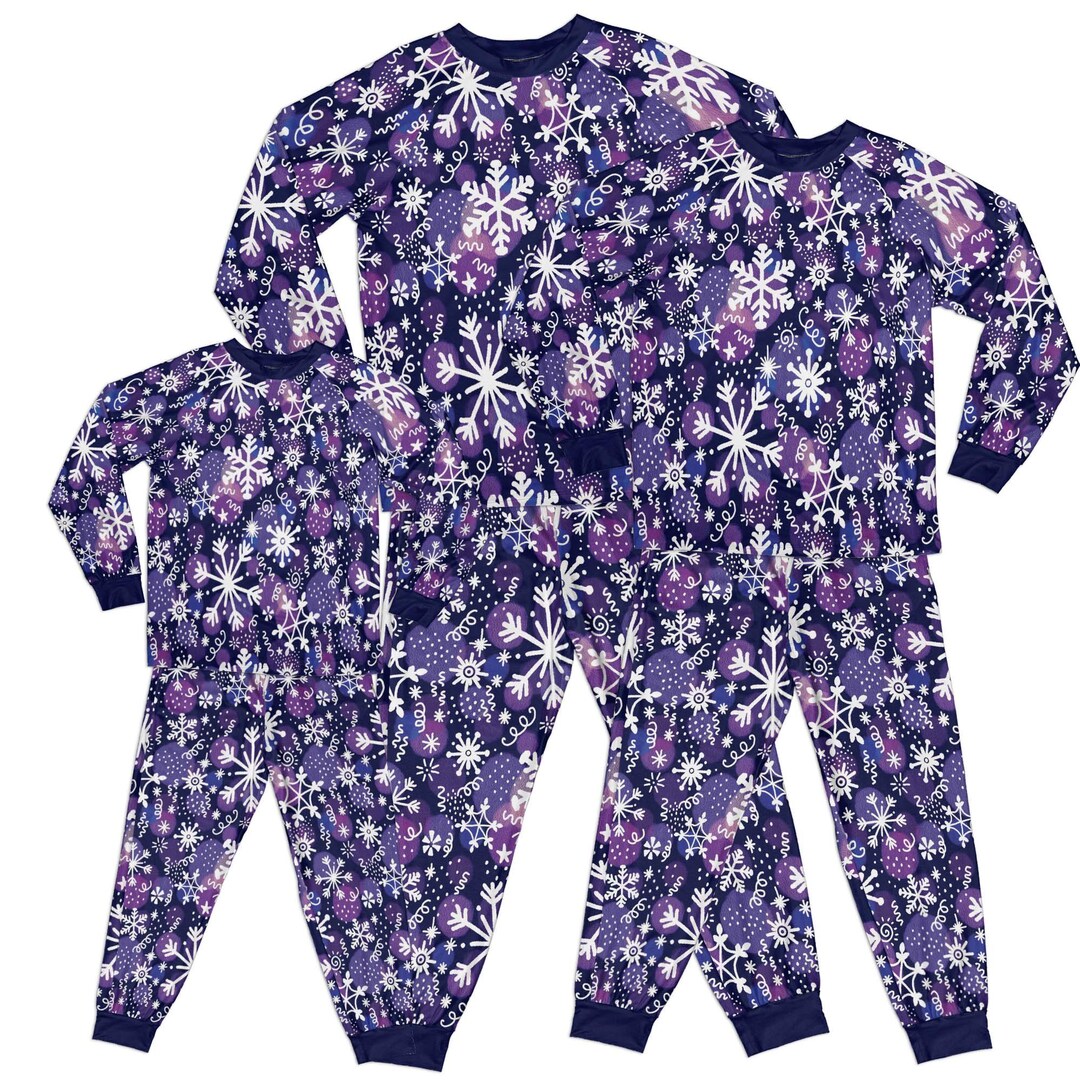 Family Matching Pajamas. Snowflake Print. Soft Long Sleeve and Pants ...