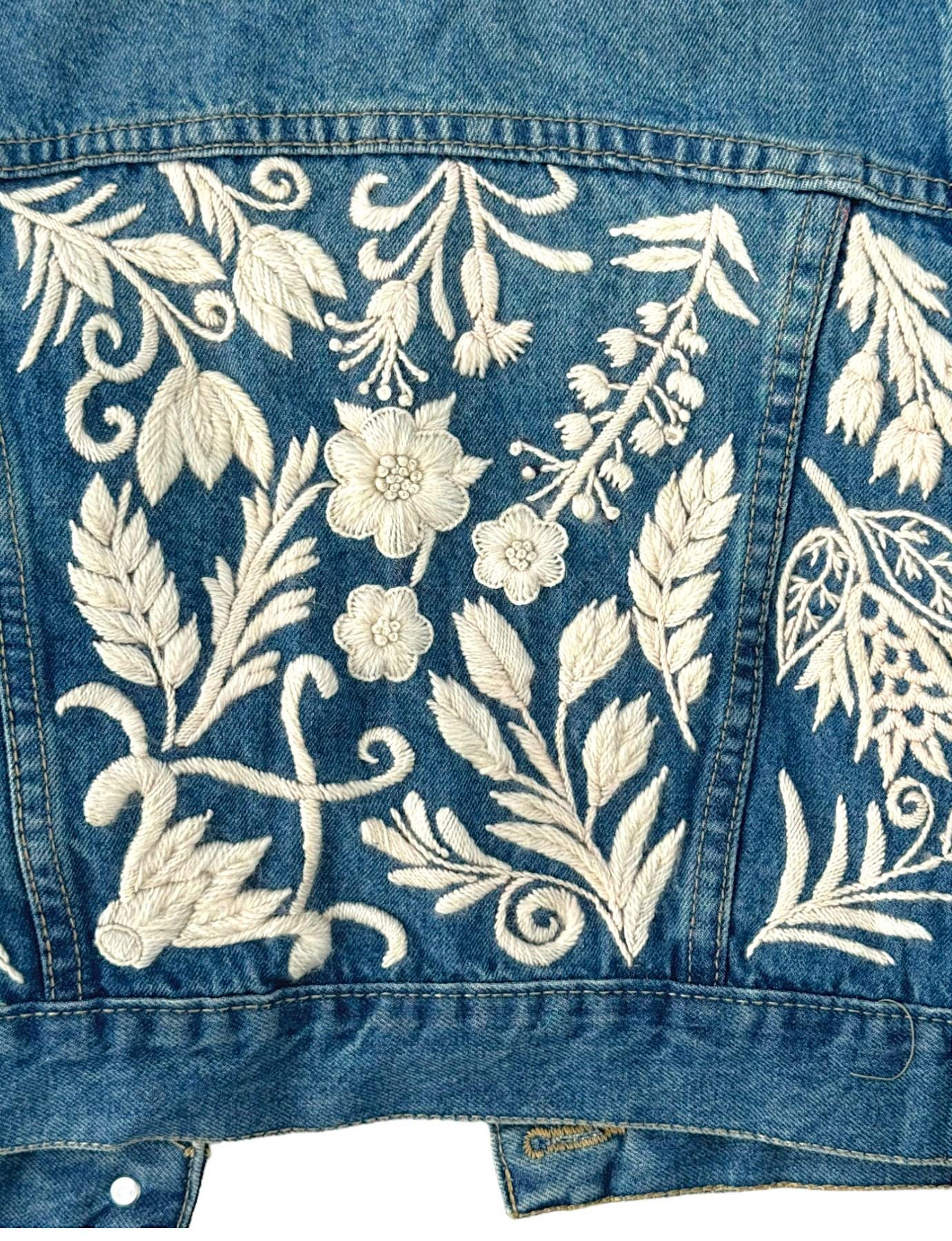 Jean Jacket With 100% Alpaca Fiber Embroideries Intertwined With Shiny ...