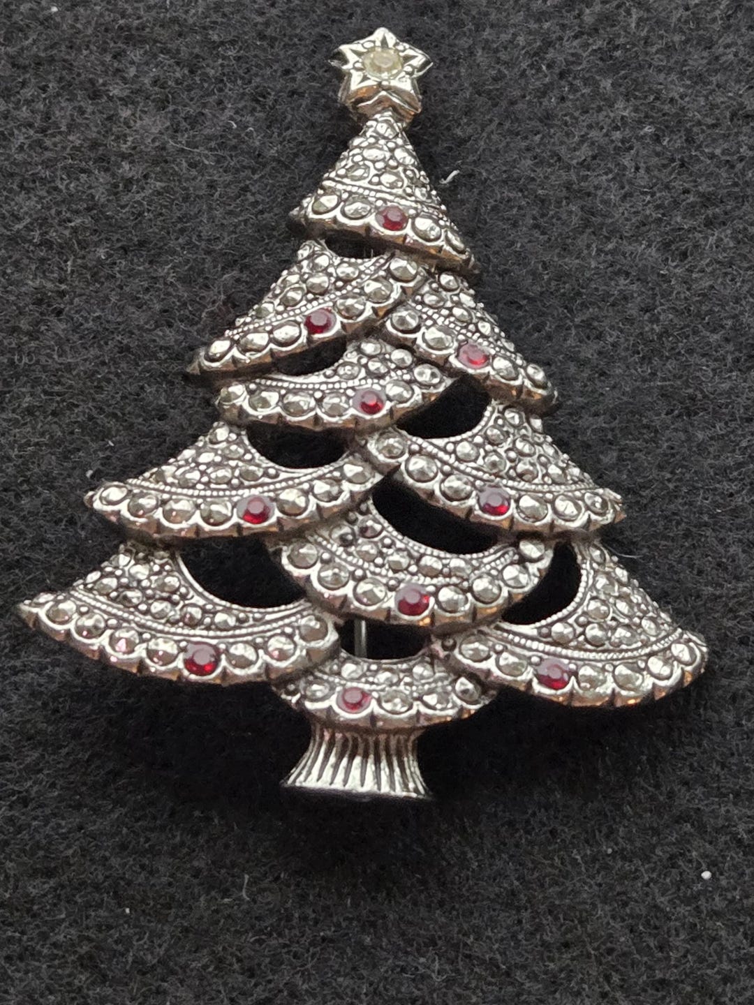 Vintage Avon Christmas Tree Brooch - Etsy