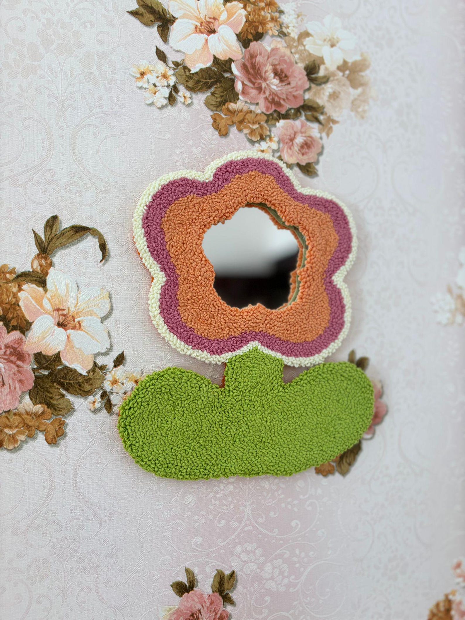 Punch Needle Mirror, Punch Needle Modern Flower Mirror, Tufted Flower ...