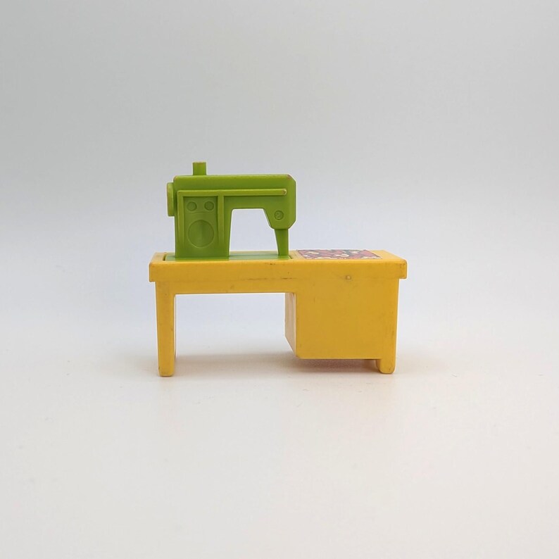 Sewing Machine Yellow and Green - Original Fisher Price Little People ...