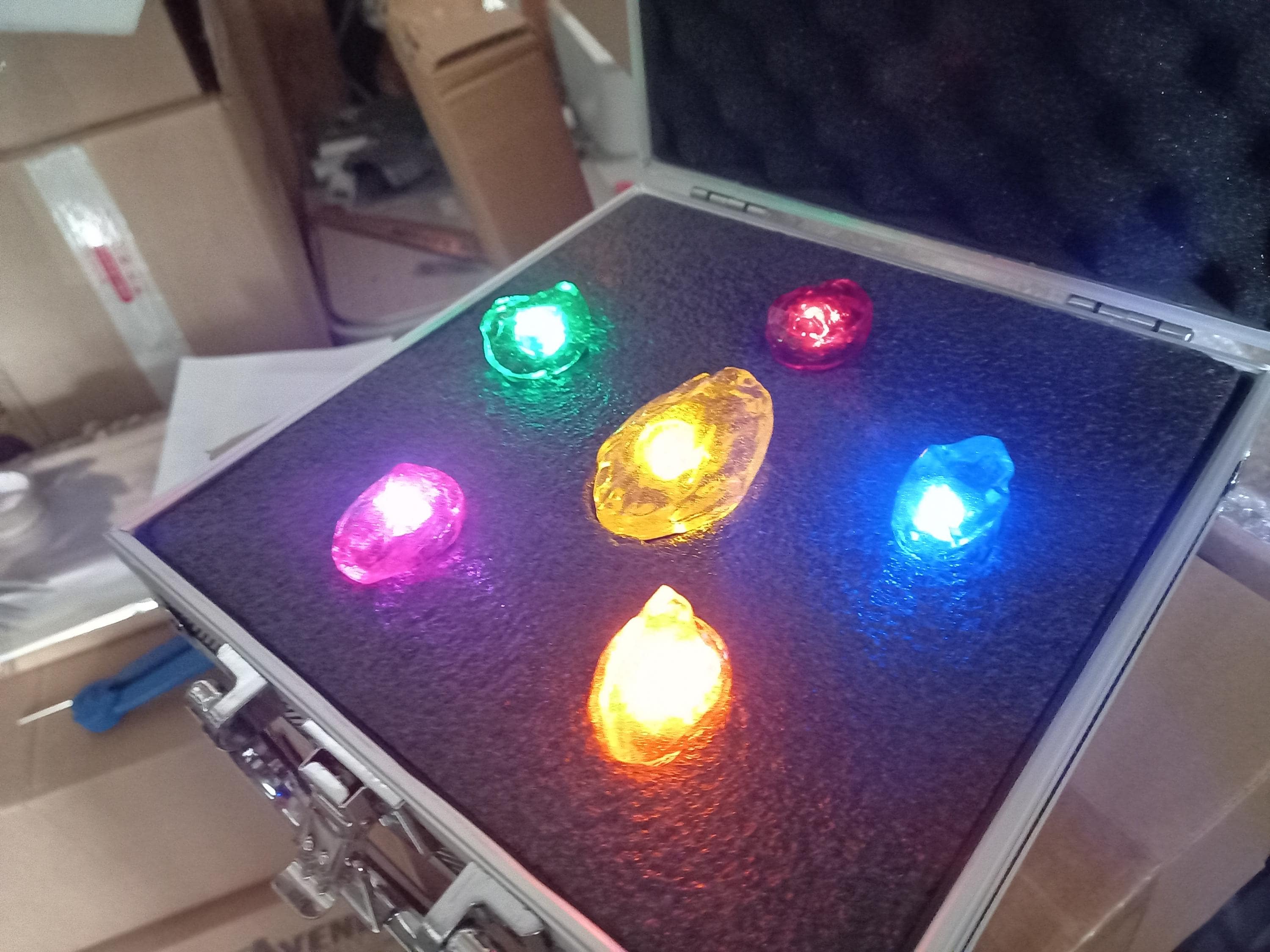 Infinity Nano Gauntlet Time Eye Stone Gem Box Cosplay Iron Man Dr ...