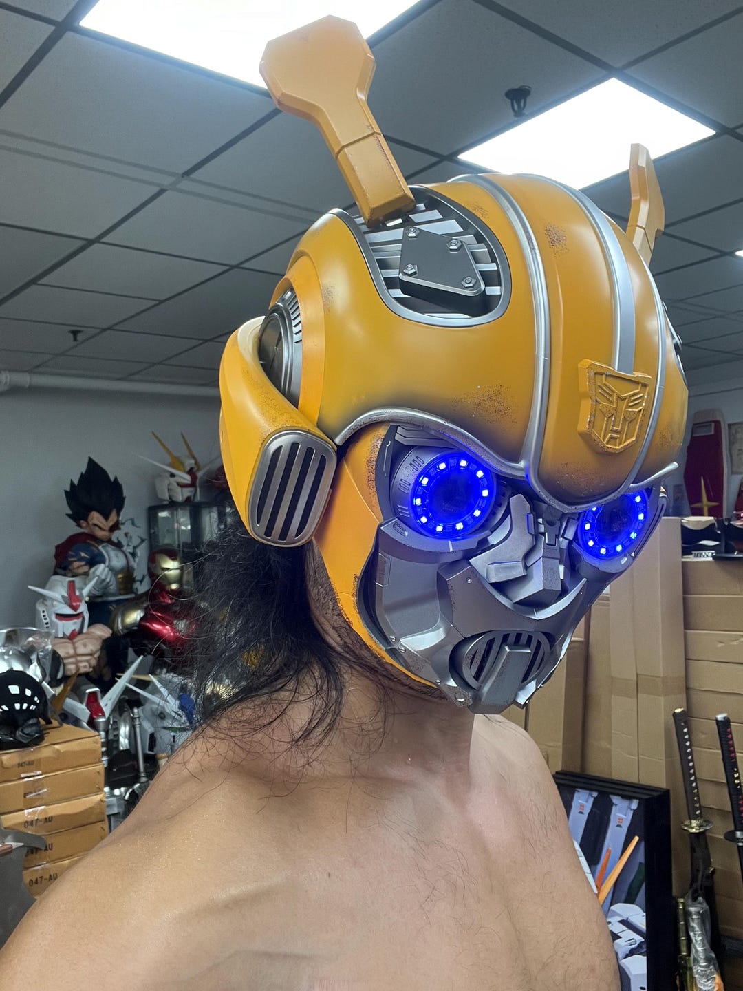 LED Mobile Suit Gundam Metroid Bumble Bee Optimus Prime Kamen Masked ...