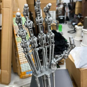 T2 Terminator T800 Skeleton Forearm Hand Palm Cosplay - Etsy