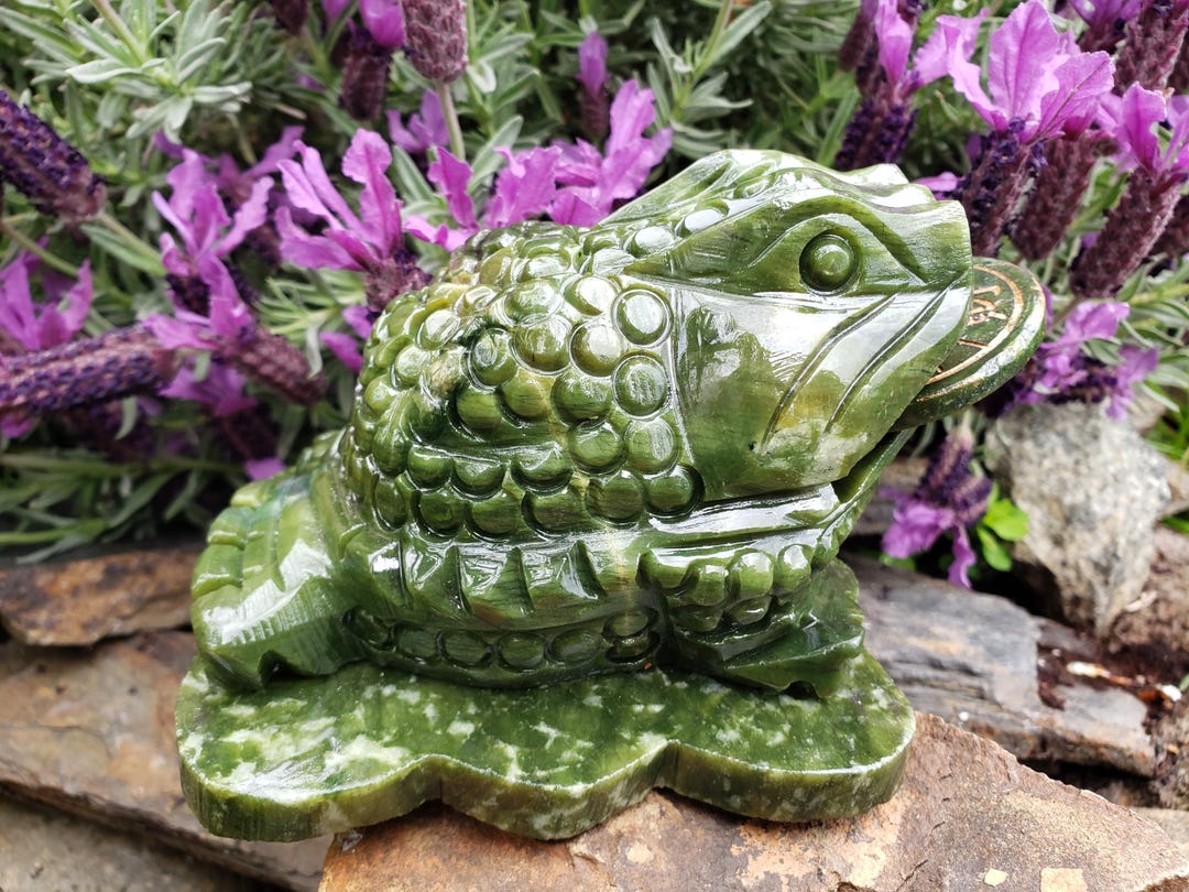 Green Jade Money Toad (jinchan) Frog Feng Shui Garden Office or Home ...