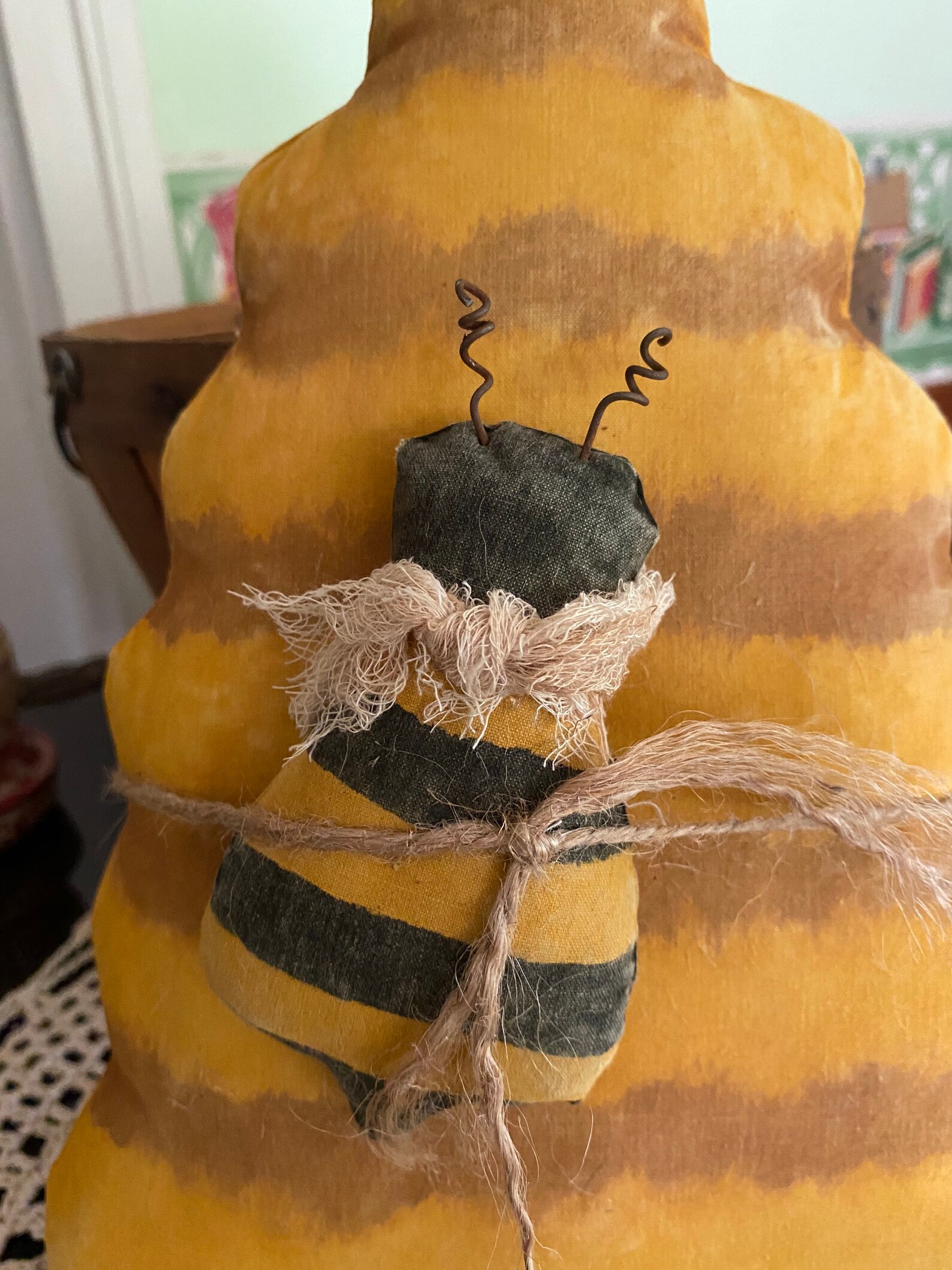 Primitive Folk Art Bee Hive With Honey Bee Shelf Sitter - Etsy
