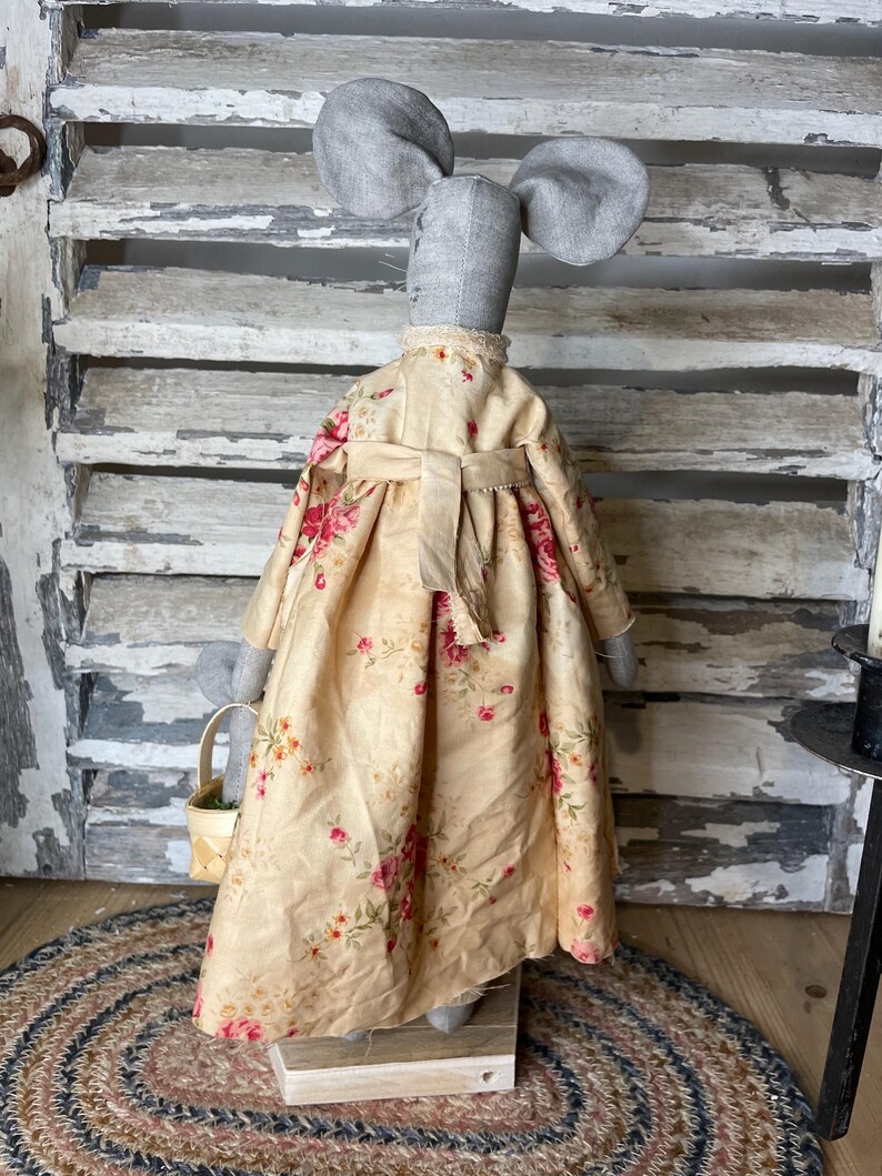 Handmade Primitive Freestanding Marjory Mouse With Her Baby in the Basket easterdecor easter ...