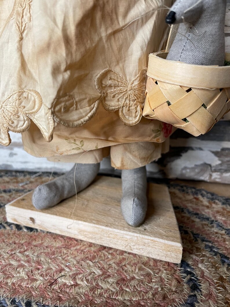 Handmade Primitive Freestanding Marjory Mouse With Her Baby in the Basket easterdecor easter ...