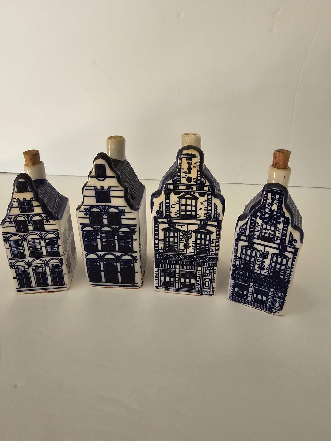 Delft Holland-house Shakers, Dutch Salt & Pepper House-shaped Shakers ...