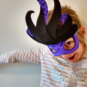 Sea Witch Mask - Etsy
