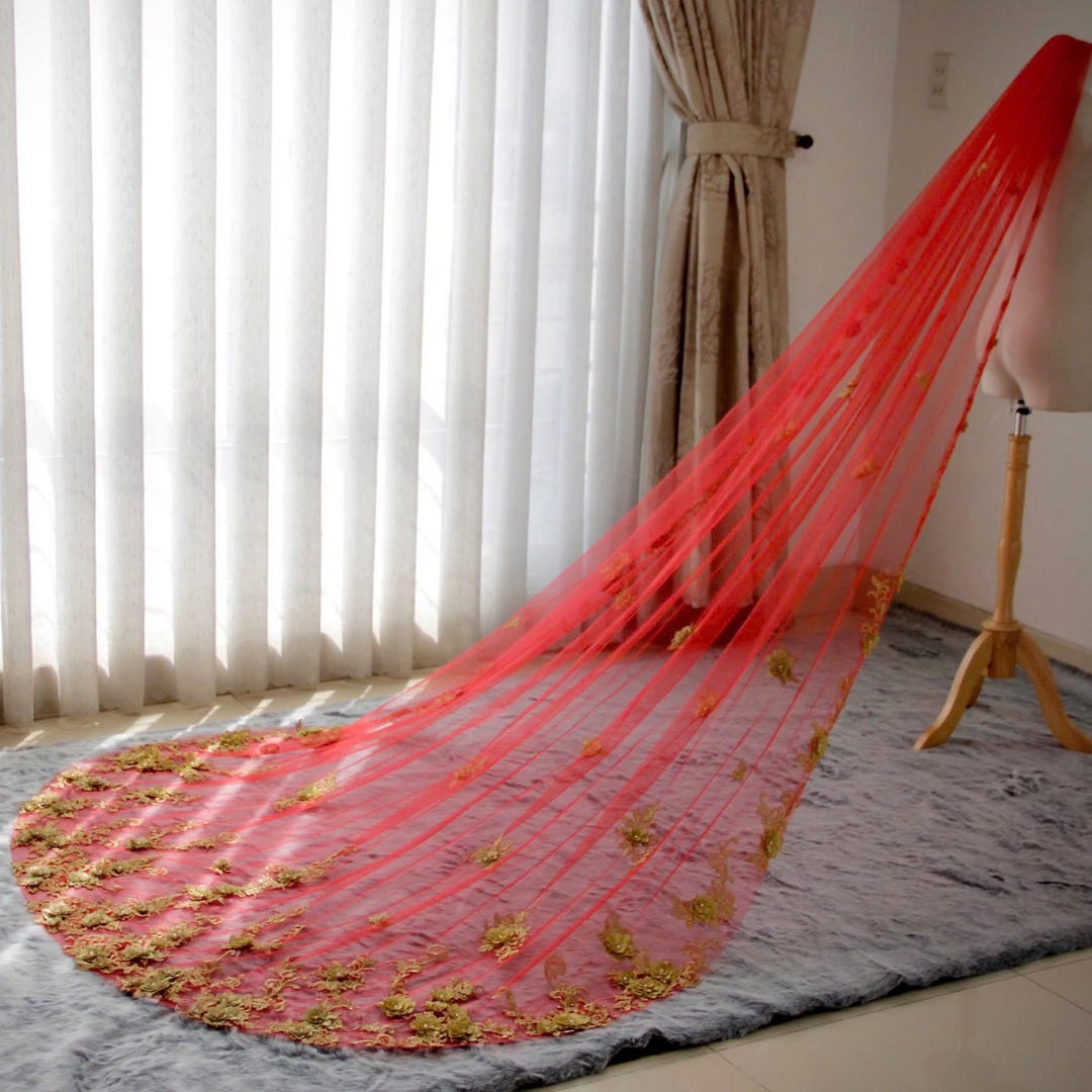 V52, Gorgeous 3D Gold Floral Lace Red Bridal Veil, Mysterious Red ...