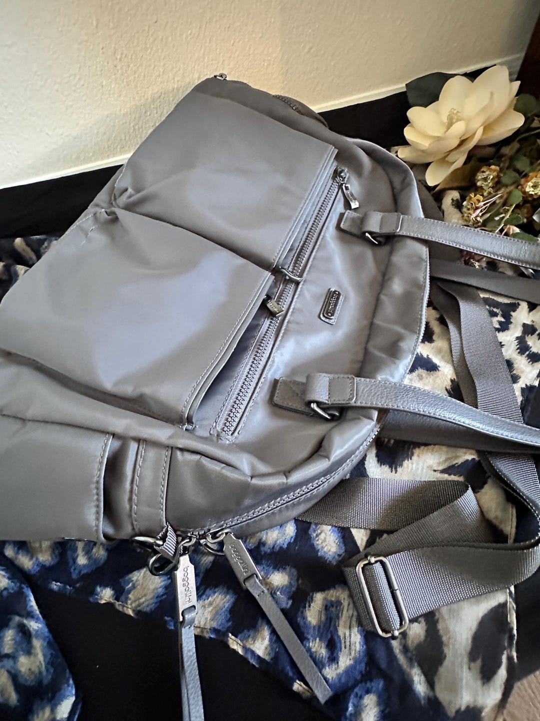 Baggallini Fifth Avenue Weekender Bag - Gray Weekender Bag, Gift for ...