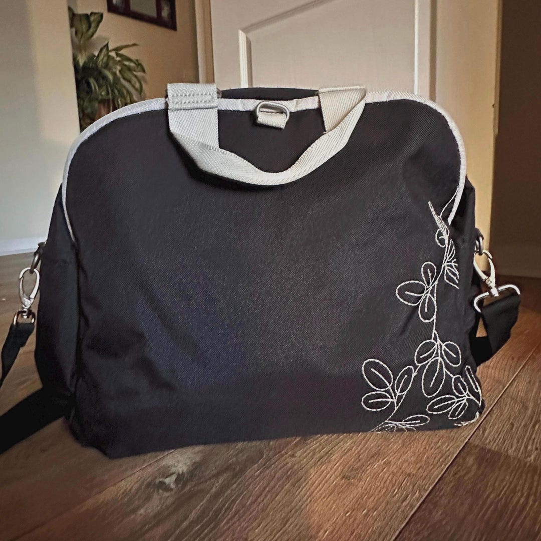American Tourister Black Laptop Briefcase W/embroidered Floral Design ...