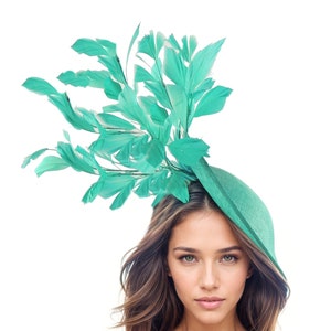 Jade Green Statement Fascinator Hatinator Hat Kentucky Derby Oaks ...