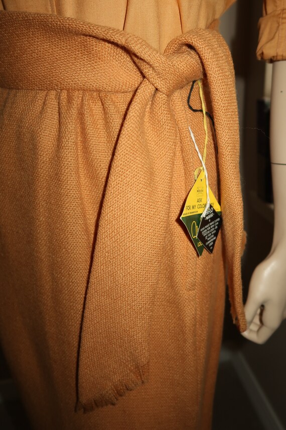 Vtg Majestic 100% textured Wool Side Sash Tie Skirt - Gem